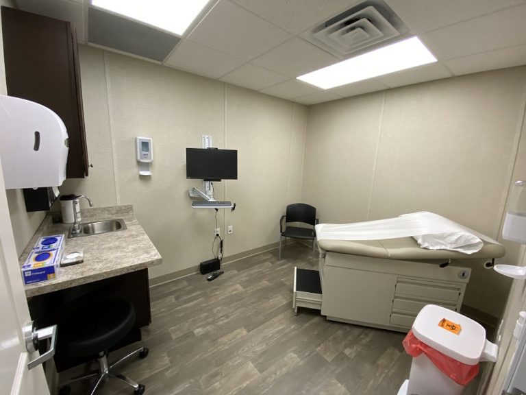 Exam Rooms & Labs – Rose Medical Buildings