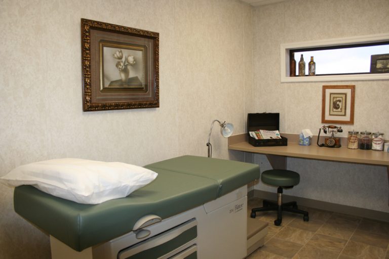 Exam Rooms & Labs – Rose Medical Buildings